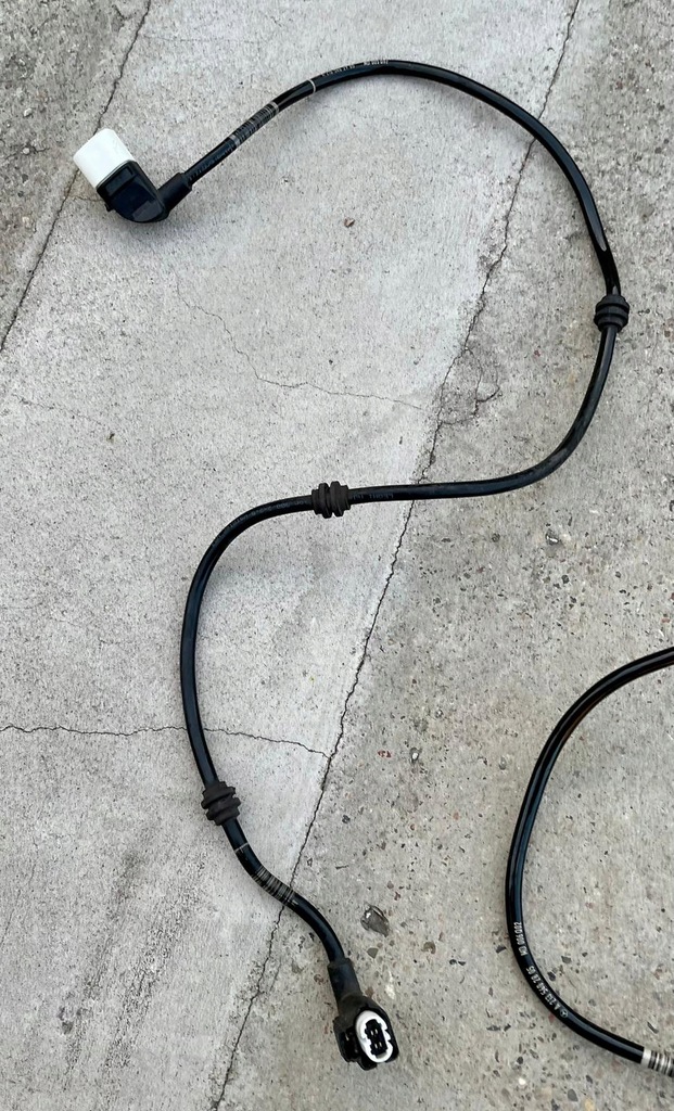 Mercedes E-Klasa W213 przewód kabel wiązka czujnika ABS lewy tył ...
