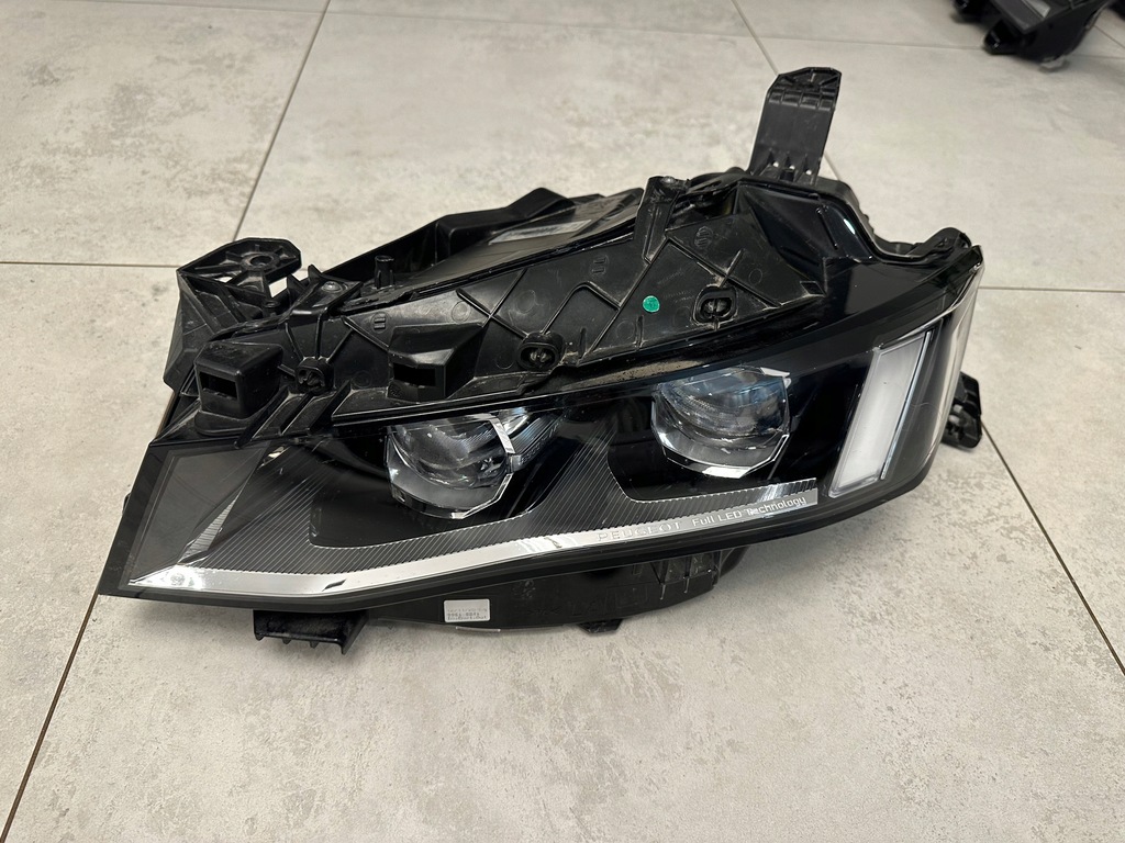 PEUGEOT 508 II 2018- LAMPA LEWA FULL LED - 15055327902 - oficjalne ...
