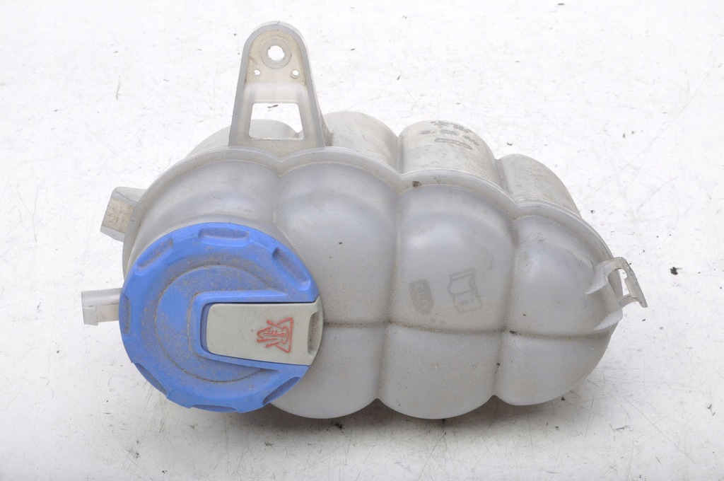 AUDI A4 B9 ZBIORNICZEK WYRÓWNAWCZY 8W0121405E - 12611249838 - oficjalne ...