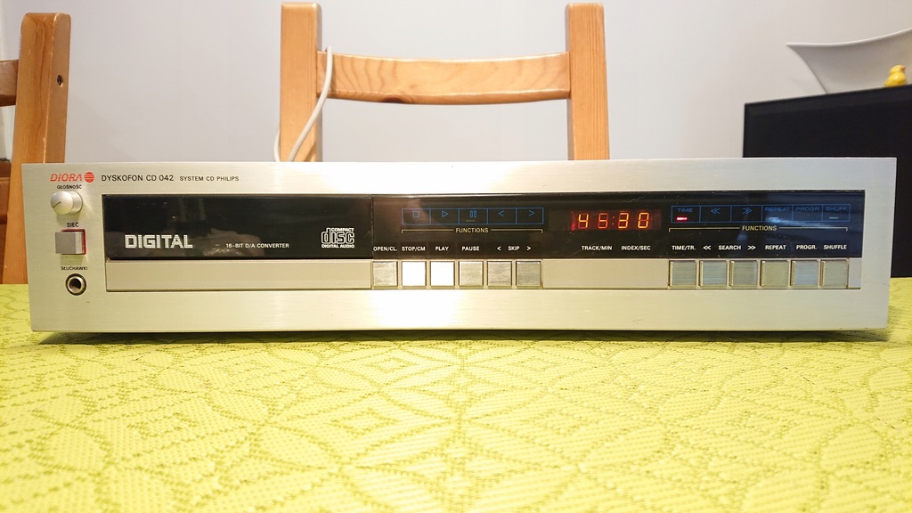 JEDYNY! DYSKOFON ODTWARZACZ CD UNITRA DIORA CD 042 - 12126302885 ...