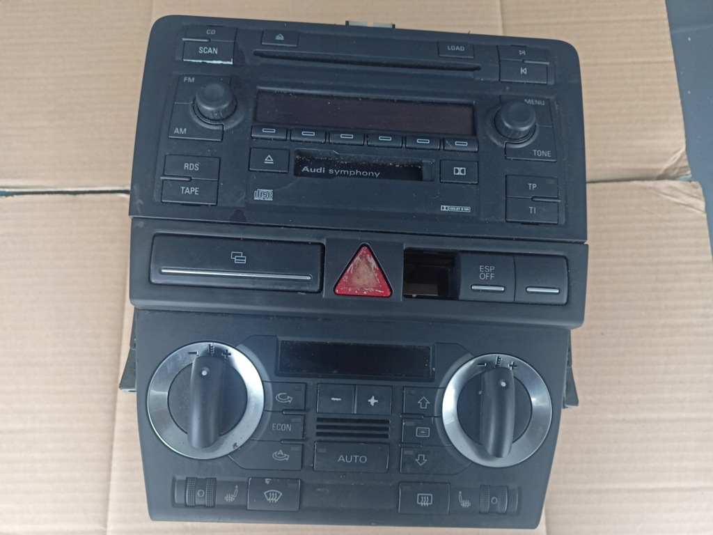 RADIO 2 DIN+KOSZ+KLIMATRONIK AUDI A3 8P - 13183587615 - oficjalne archiwum Allegro
