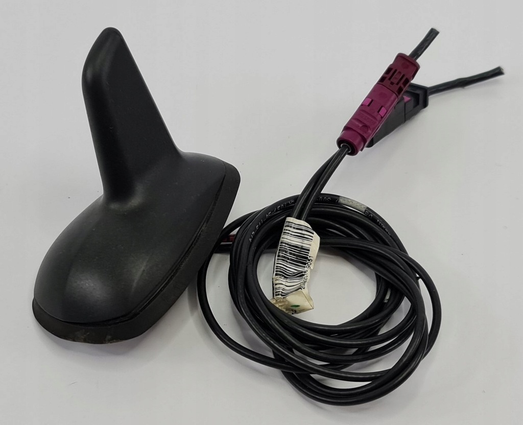 ANTENA DACHOWA PŁETWA MERCEDES W204 - 11023126570 - oficjalne archiwum ...