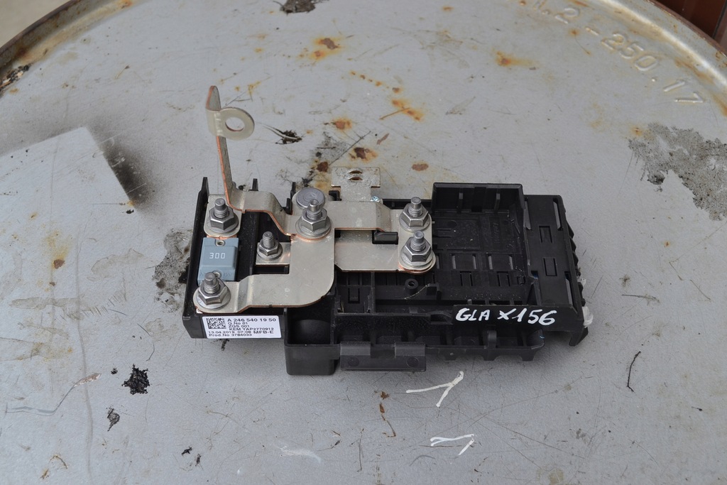 MERCEDES CLA W117 ROZDZIELACZ PRĄDU A2465401950 - 12226844193 ...