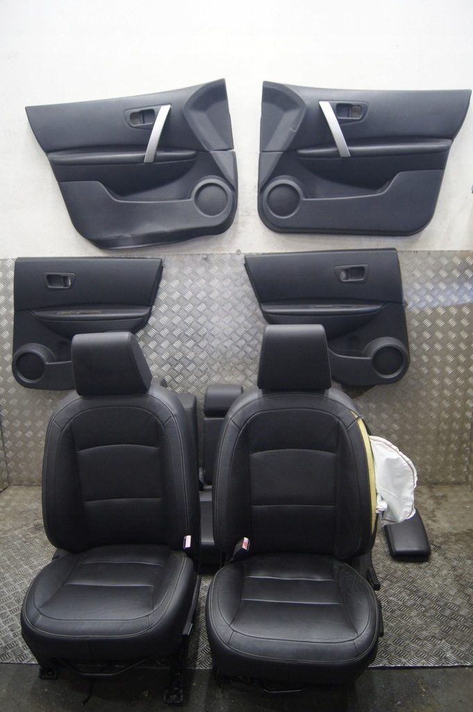 Qashqai J10 fotele skóry tapicerka - 12637772949 - oficjalne archiwum ...