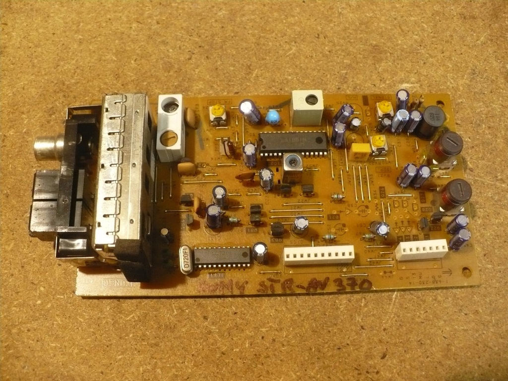 AMPLITUNER SONY STR-AV370 - BLOK TUNERA - 14922125943 - oficjalne ...