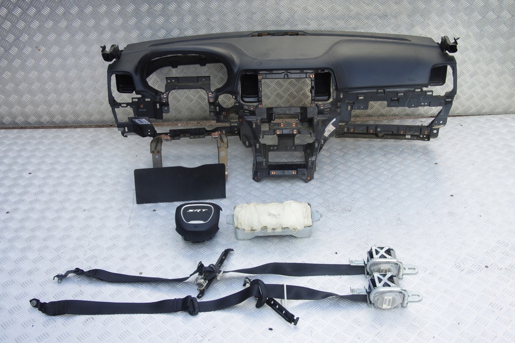 KONSOLA AIRBAG JEEP GRAND CHEROKEE WK2 SRT8 SRT - 12780203777 ...