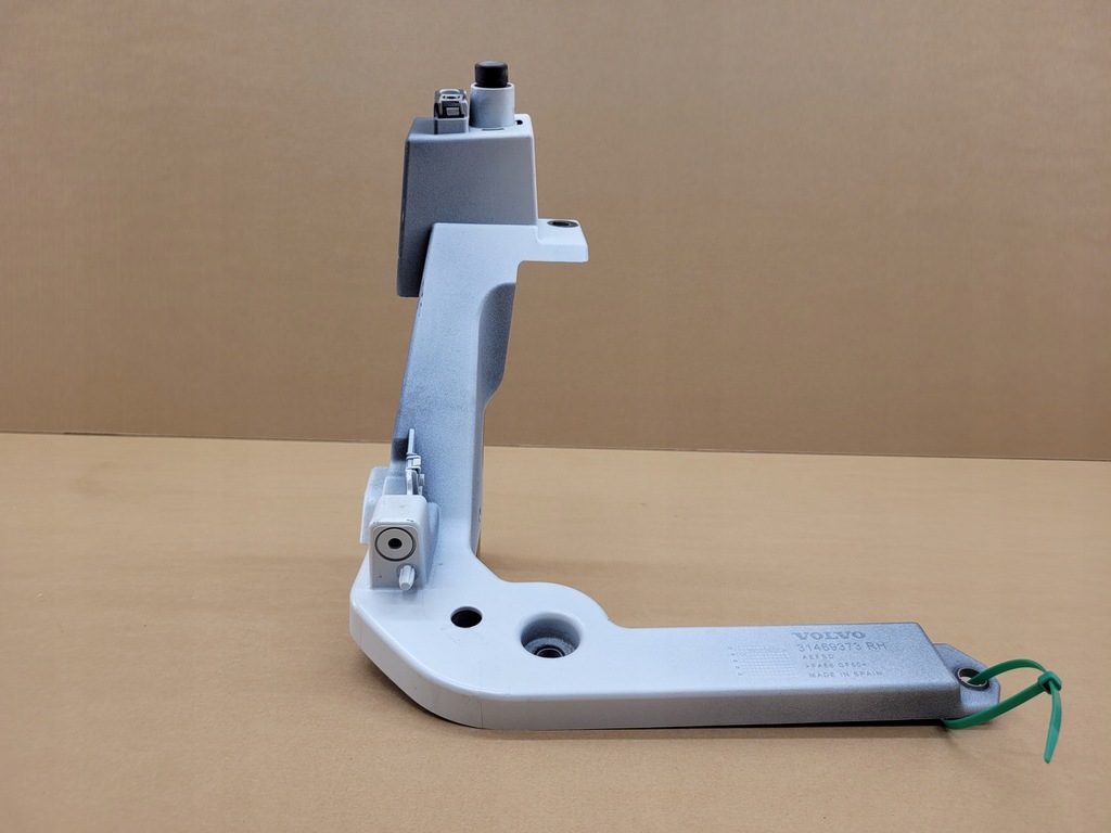 PRAWY WSPORNIK OKULAR MOCOWANIE BŁOTNIKA XC40 707 - 14023681271 ...