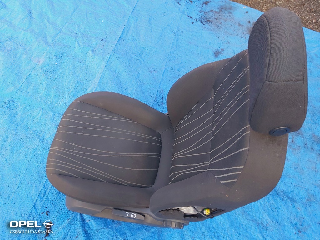 OPEL-CZĘŚCI Corsa D Fotel lewy kierowcy przód 5D - 13411888973 - oficjalne archiwum Allegro