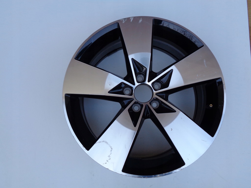 VOLVO FELGA 31471554 Volvo XC40 31445813 - 12049076234 - oficjalne ...