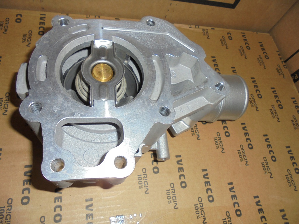 Купить НОВЫЙ ТЕРМОСТАТ IVECO STRALIS EURO 6 5802006484 *: отзывы, фото ...