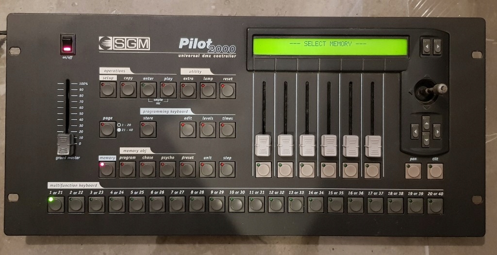 SGM PILOT 2000 DMX STEROWNIK - 7787169502 - oficjalne archiwum Allegro SGM PILOT 2000 DMX STEROWNIK - 7787169502 - oficjalne archiwum Allegro