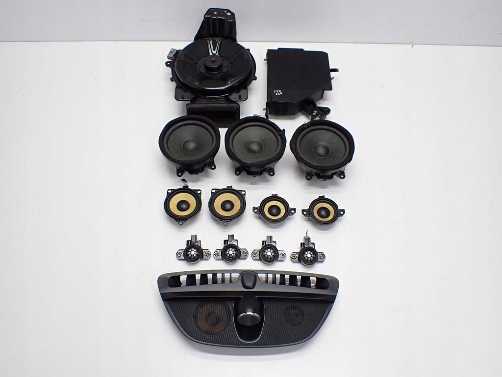 GŁOŚNIK SUBWOOFER WZMACNIACZ BOWERS&WILKINS 31456899 VOLVO S90 II 16R ...