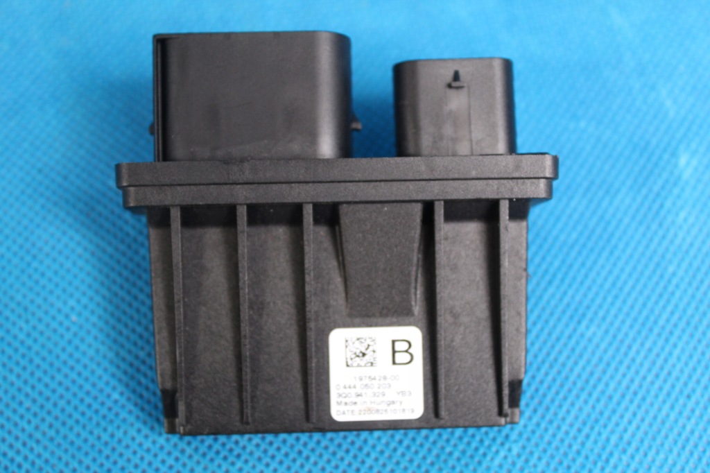 VW PASSAT B8 MODUŁ ADBLUE 3Q0941329 21R - 12951591828 - oficjalne ...