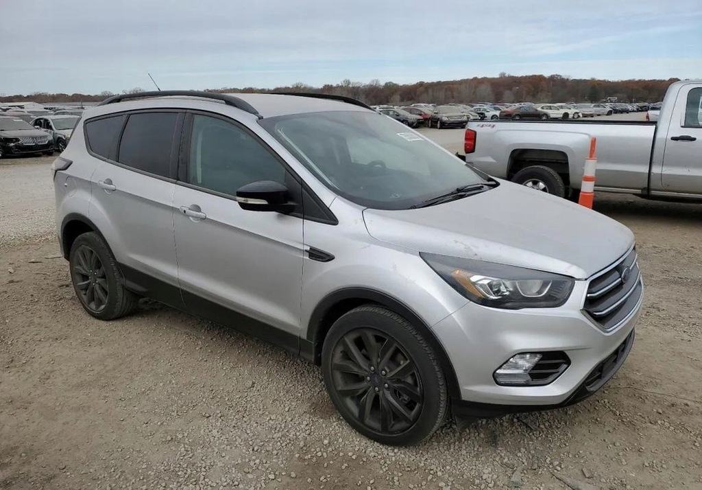 Ford Kuga 2016 FORD ESCAPE TITANIUM 1.5 Benzyn... - 15028913604 ...