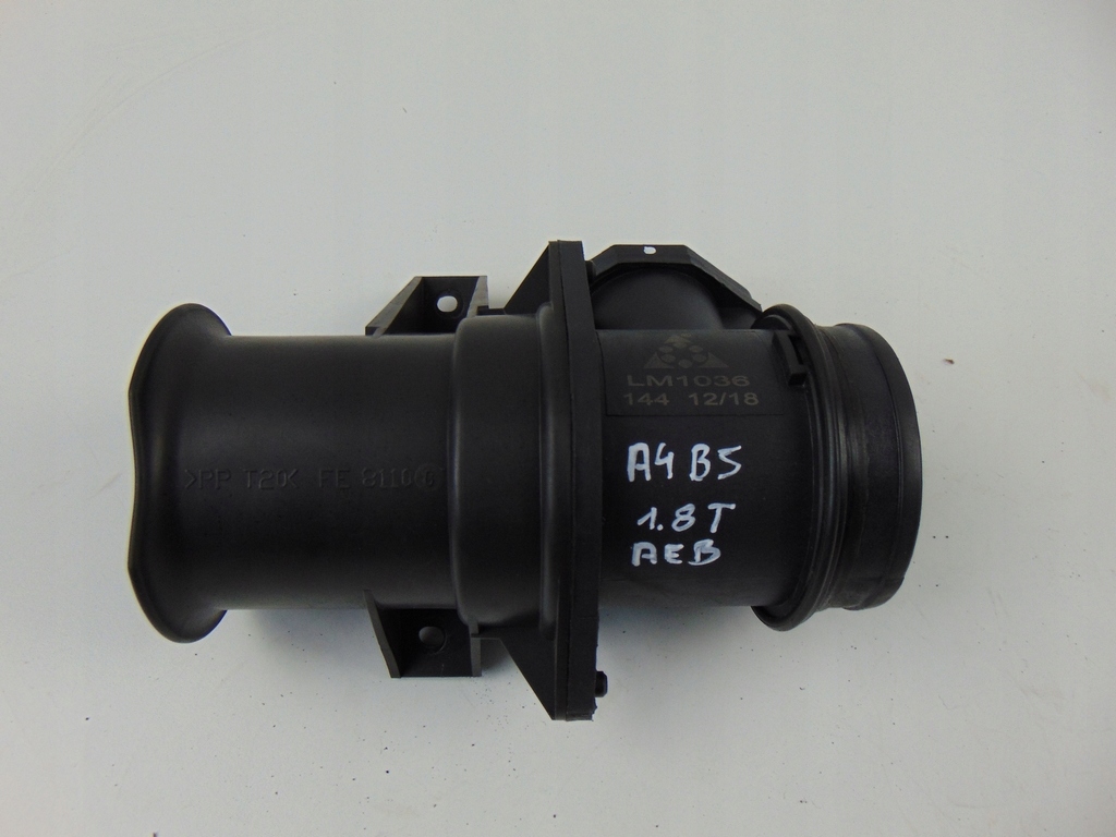 PRZEPŁYWOMIERZ PASSAT B5 AUDI A4 B5 A6 C5 1.8T - 11602460696 - oficjalne archiwum Allegro