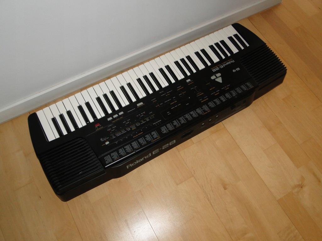 SUPER KEYBOARD ARRANGER ROLAND E28 + FUTERAŁ.TANIO - 8082795720 ...