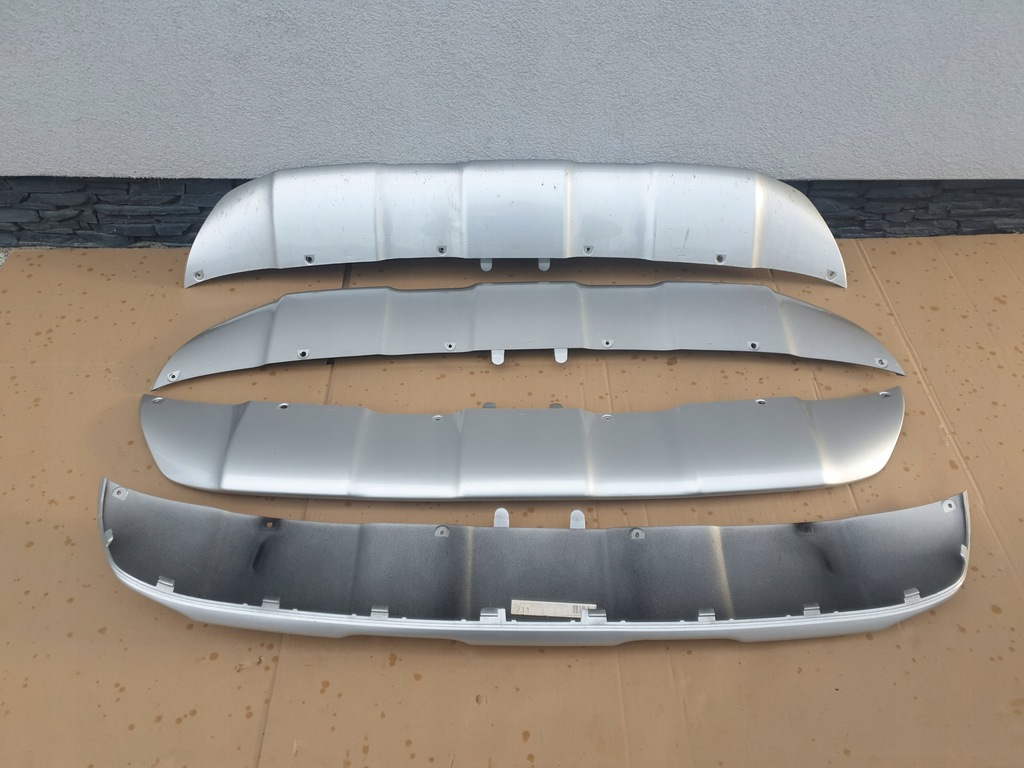VOLVO XC60 LIFT SPOILER LISTWA W ZDERZAK 31353302 - 11282006571 ...