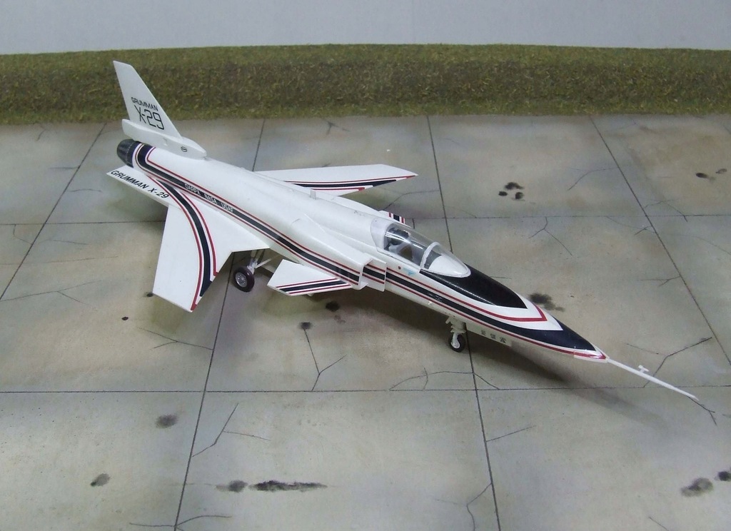 Grumman X-29 model sklejony 1/72 - 8074359508 - oficjalne archiwum Allegro