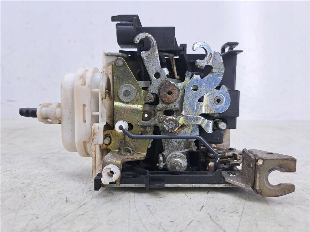 Zamek drzwi przód lewy Audi A3 8L 8L1837015A 3 PIN 1996-2003r - 15080386305 - oficjalne archiwum ...