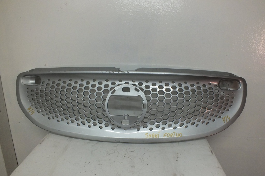 SMART FORTWO III 14- A453 GRILL ATRAPA A4538881223 - 7274768877 ...