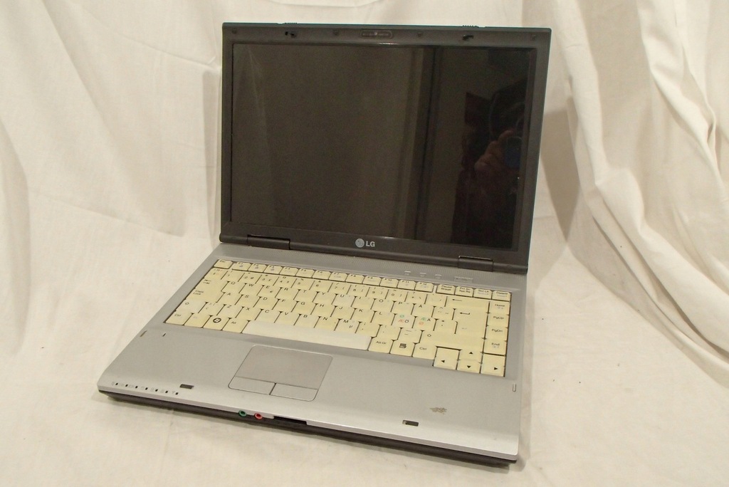 Laptop LG LGR40 R405-A Pentium-Dual 2GB | Odpala - 8214853789 ...