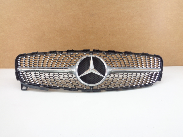 Mercedes A-Klasa W176 LIFT AMG grill atrapa A1768881760 - 7821600721 ...