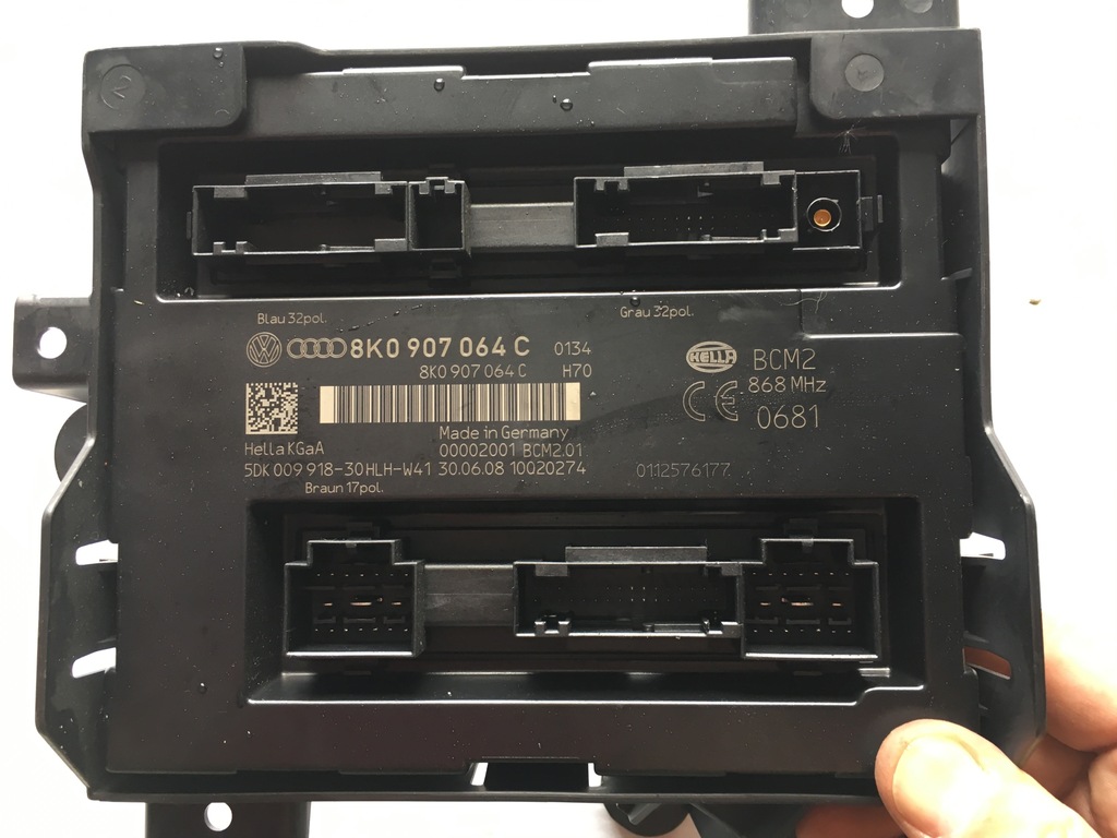 AUDI A4 B8 A5 MODUŁ KOMFORTU 8K0907064C - 8840904295 - oficjalne ...