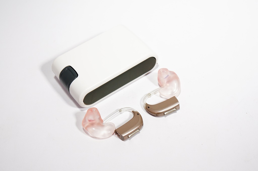 Cyfrowe Aparaty Słuchowe Oticon Novasense Geneve - 12958739952 ...