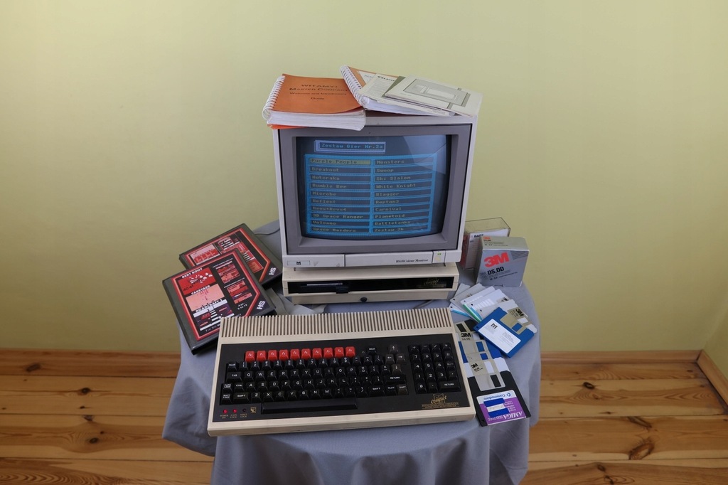 ACORN BBC Master Compact kolor - komputer 1987r - 7806328256 - oficjalne archiwum Allegro