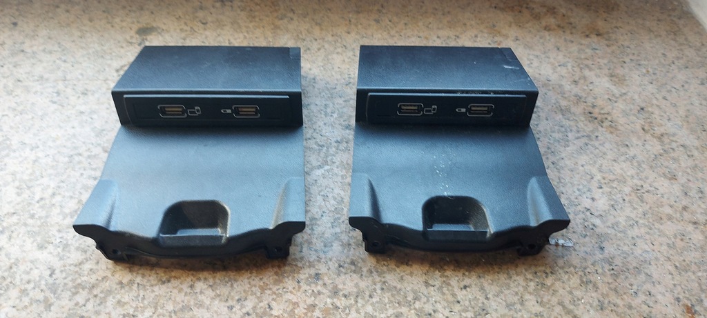 MERCEDES W176 gniazdo port USB A1728202100 - 12761630395 - oficjalne ...