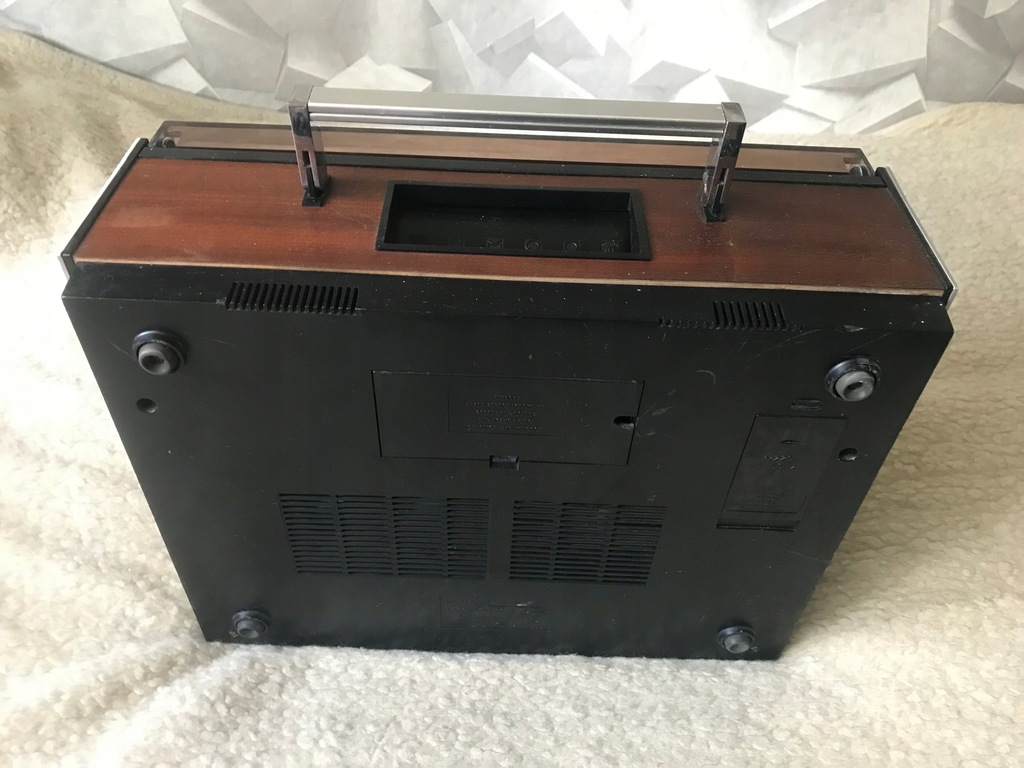 Magnetofon szpulowy PRL Unitra M2405S, nowe paski - 13742510080 - oficjalne archiwum Allegro