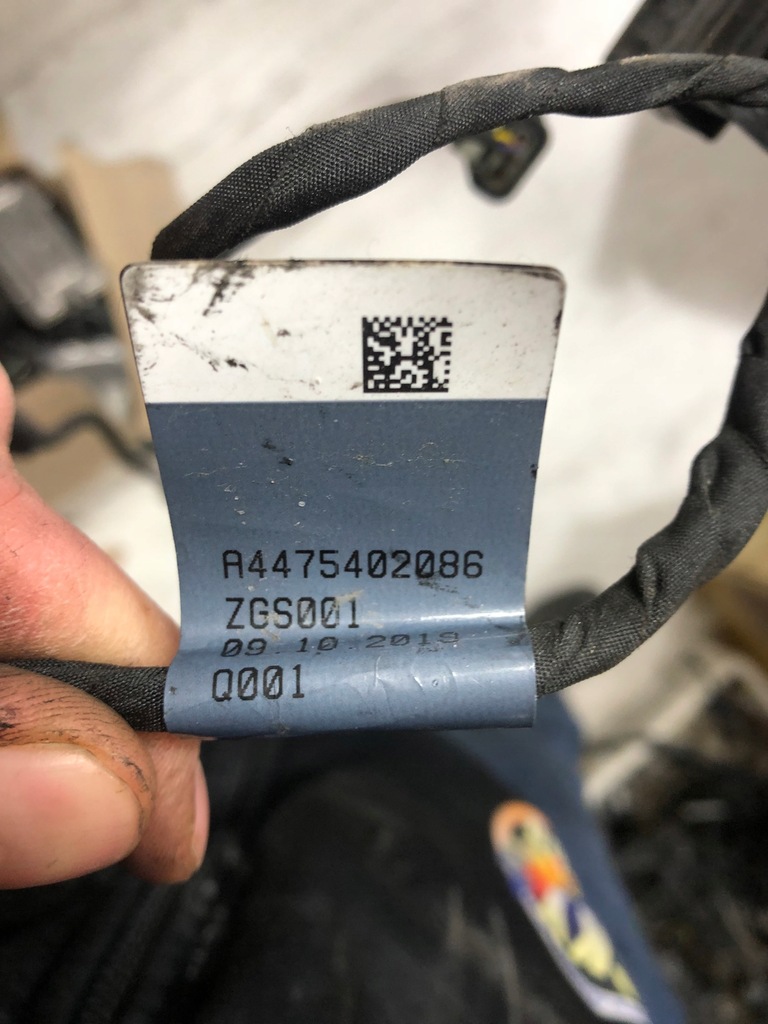 MERCEDES VITO W447 WIĄZKA PRZEWODÓW 4475402086 - 12008766595 ...