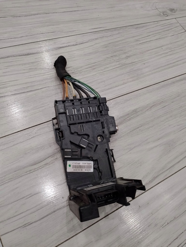 MODUŁ NAPIĘCIA AKUMULATORA 28236841 PEUGEOT 3008 - 13146455973 ...