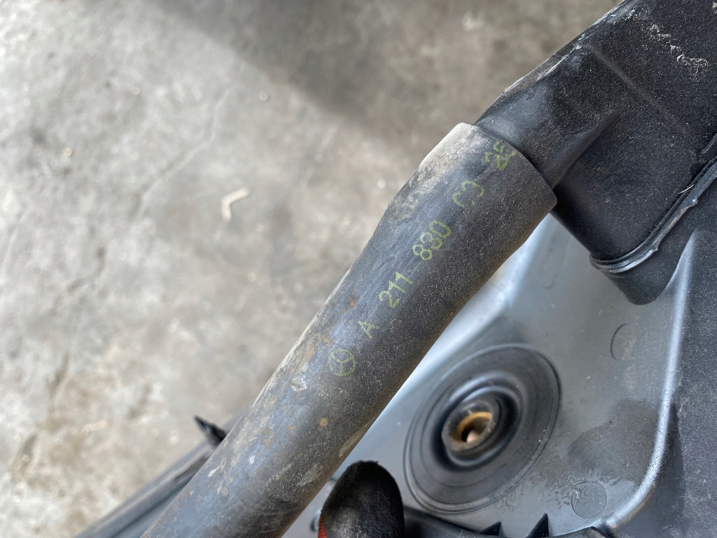 MERCEDES W211 PODSZYBIE - 14091993491 - oficjalne archiwum Allegro