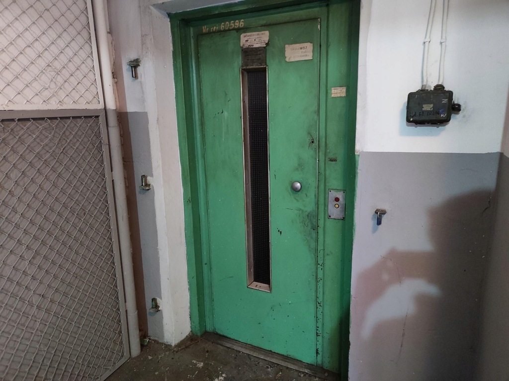 Winda, dzwig osobowy ZREMB 500kg (na części) - 13191427564 - oficjalne archiwum Allegro