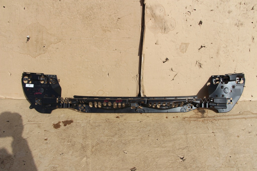 ŚLIZG ŚRODKOWY ZDERZAKA TYŁ tylny BMW 5 G30 F90 LCI M-PAKIET 2020 ...