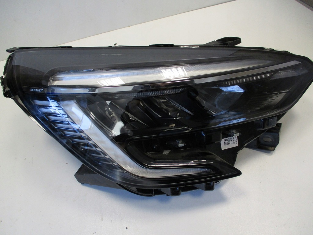 LAMPA PRAWA FULL LED RENAULT CLIO 5 V 260109379R - 11884692675 ...