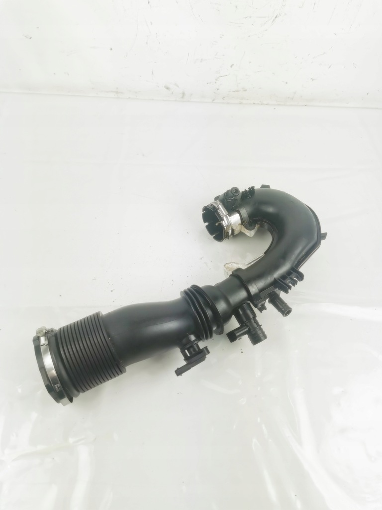 Rura dolotowa powietrza W117 W156 W176 A2700901029 - 12623048070 ...