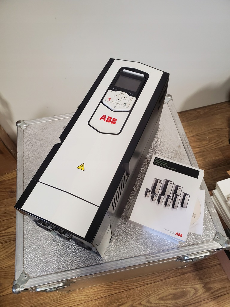 Falownik ABB ACS880-01-032A-3 PN: 15kW Nowy - 11748564347 - oficjalne archiwum Allegro