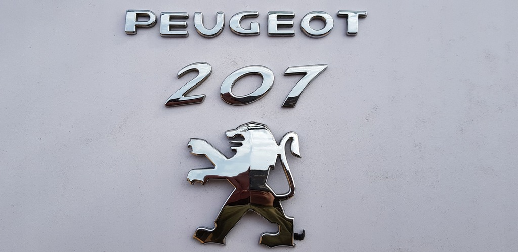 PEUGEOT 207 LOGO EMBLEMAT ZNACZEK NA TYLNĄ KLAPĘ - 8915545557 ...