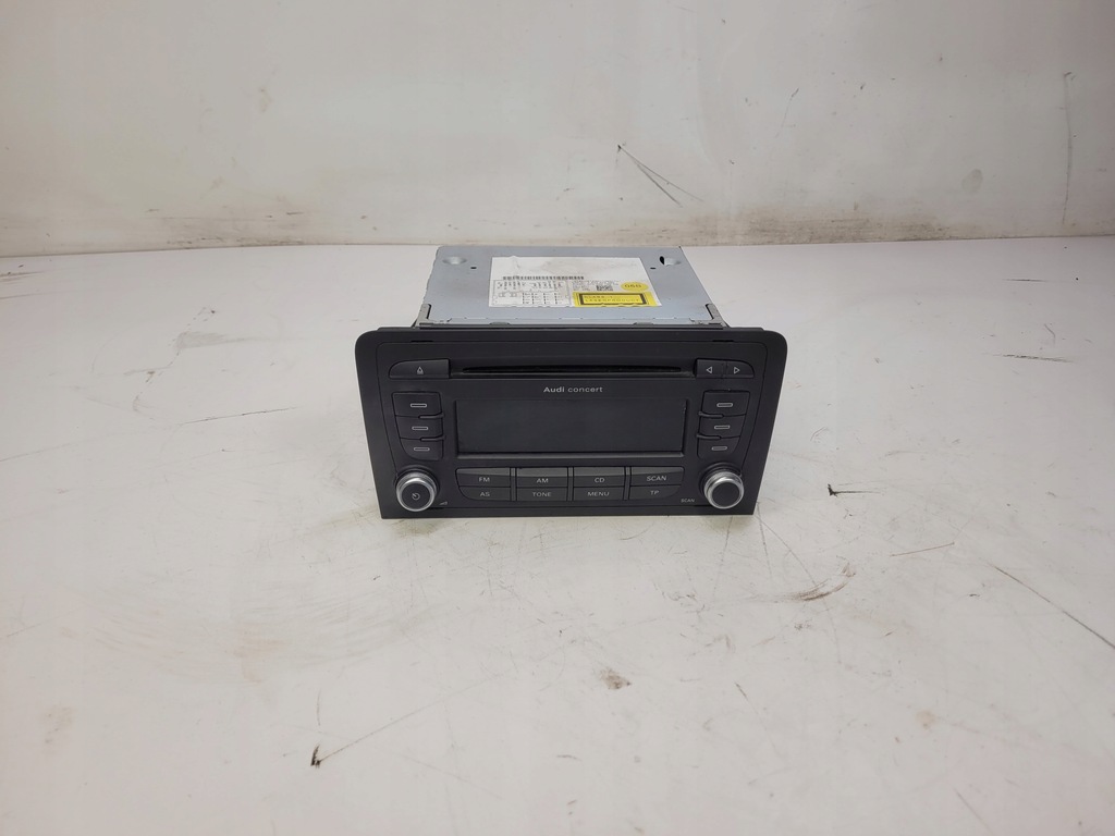 RADIO CD CONCERT AUDI A3 8P LIFT 2 DIN 8P0035186AB - 12842310153 - oficjalne archiwum Allegro