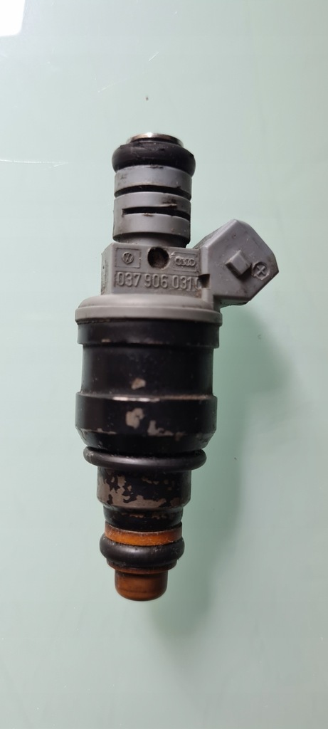 Wtrysk paliwa Audi 80 B4 2.0 ABK 037906031C - 9264107578 - oficjalne ...