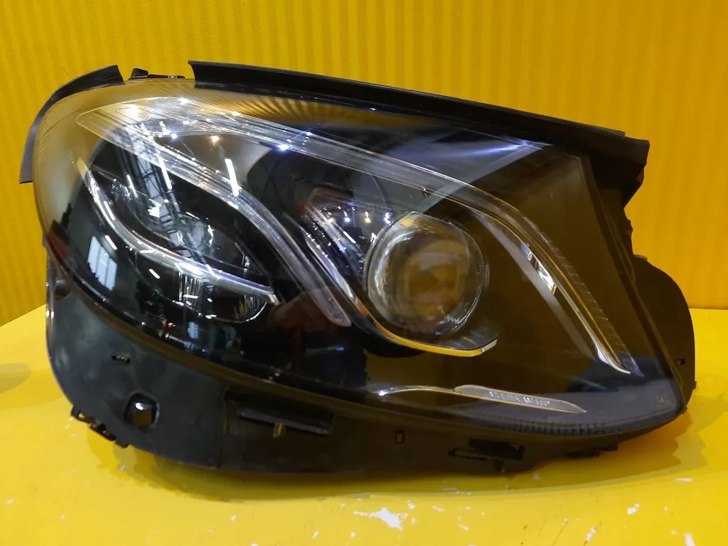 Mercedes E W213 LAMPA PRZÓD PRAWA A2139062806 - 12961378761 - oficjalne ...
