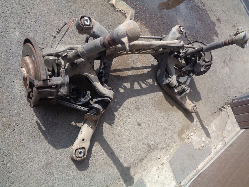 belka zawieszenie tył tylna oś ośka Audi A4 B8 A5 - 8148135409 - oficjalne archiwum Allegro