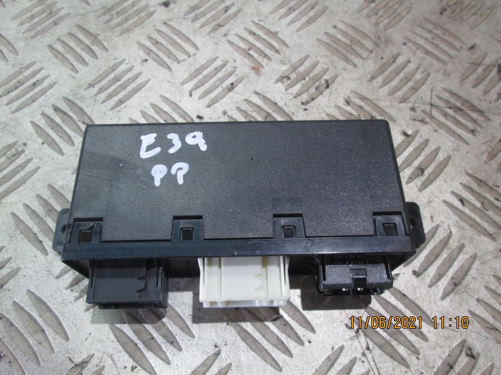 MODUŁ STEROWNIK CENTRALNEGO ZAMKA BMW E39 8378771 - 10821170601 ...