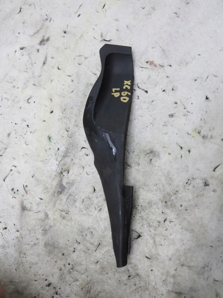 NAROŻNIK PODSZYBIA LEWY VOLVO XC60 31297703 - 12962702070 - oficjalne ...