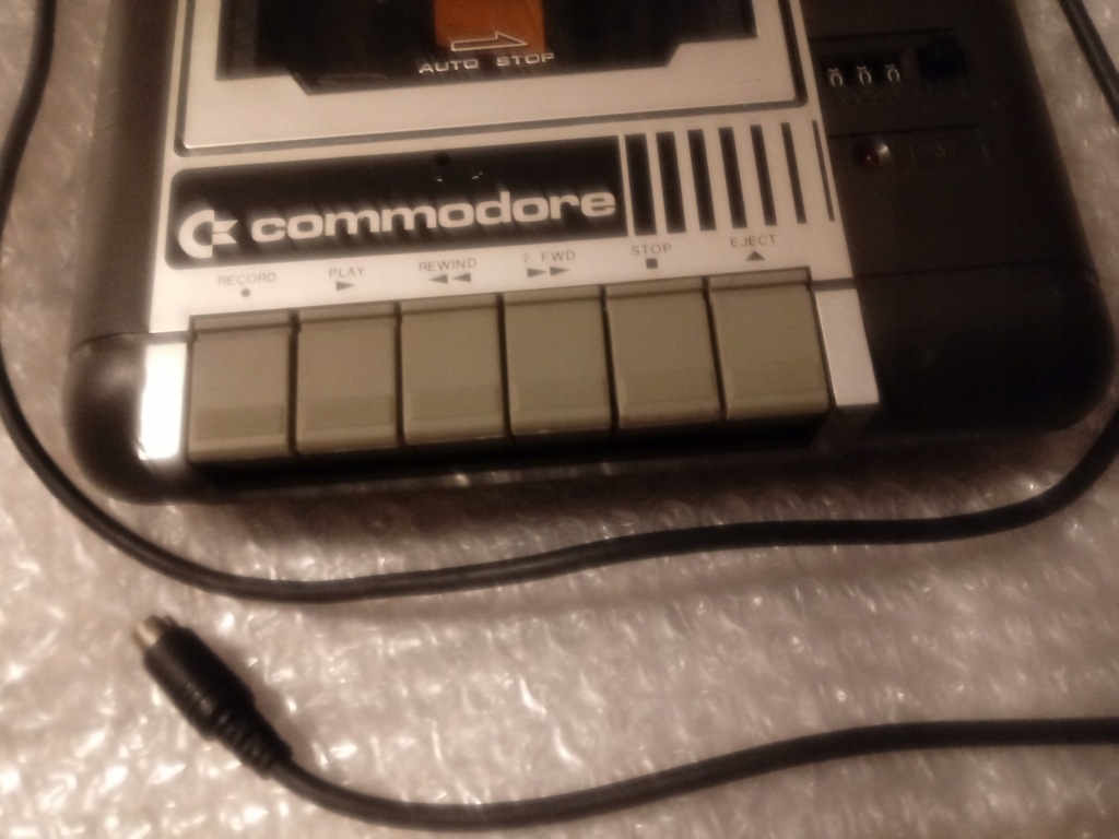 Magnetofon Commodore 1531 dla C16/C116/Plus4. - 11772715728 - oficjalne ...