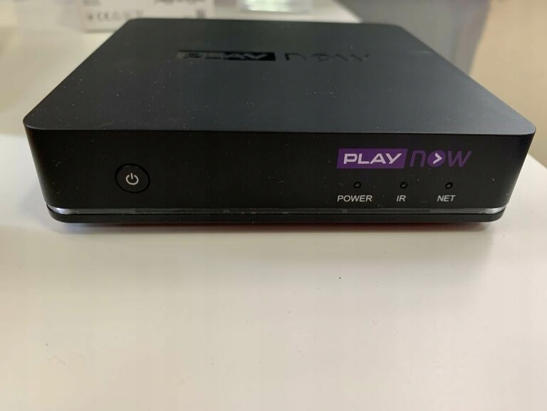 PLAY NOW TV BOX +PILOT - 10935555686 - oficjalne archiwum Allegro