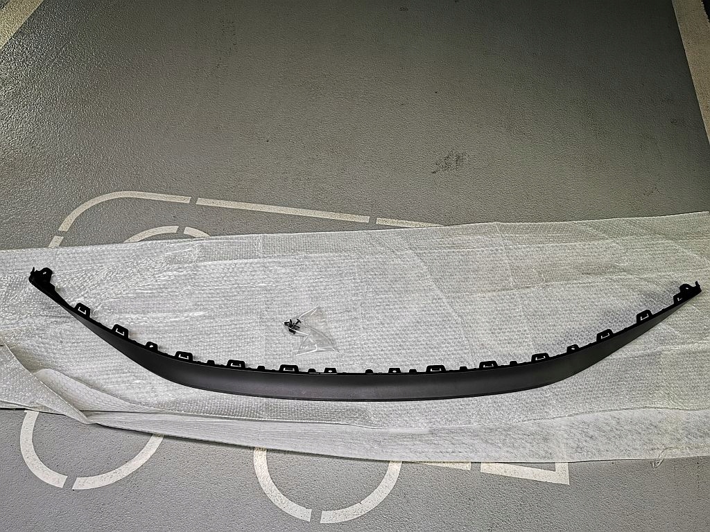 Spoiler zderzaka przód Porsche 992 NOWY! 992807100 - 12489074776 ...