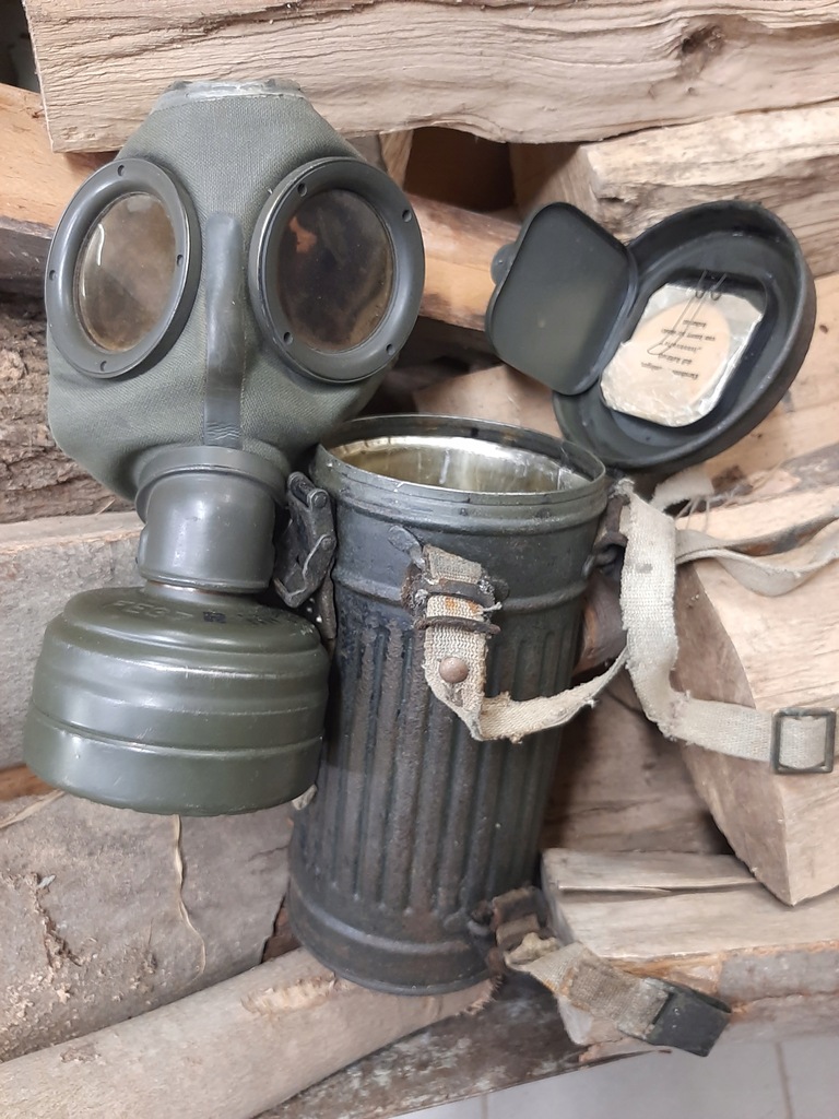 Niemiecka Maska Przeciw Gazowa Puszka Wehrmacht - 13260047766 - oficjalne archiwum Allegro